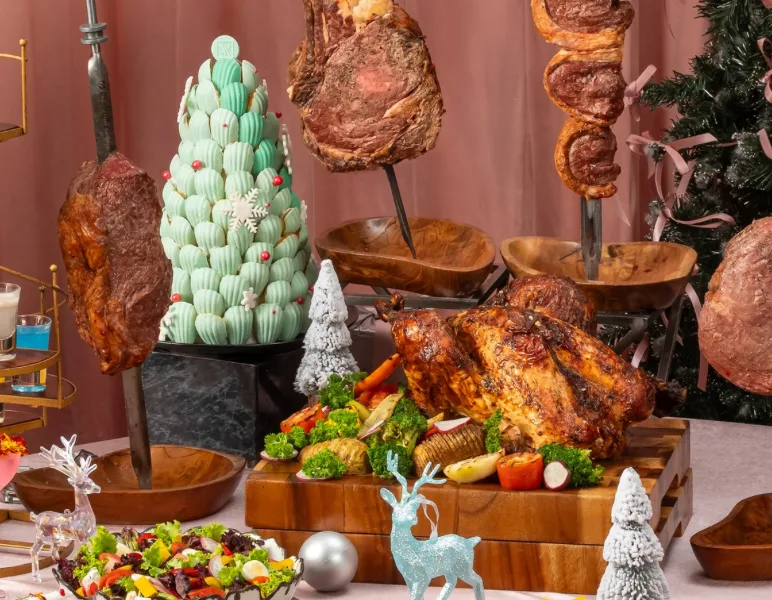 The Gallery of Joy, An Immersive Festive Celebration at Vasa Hotel Surabaya